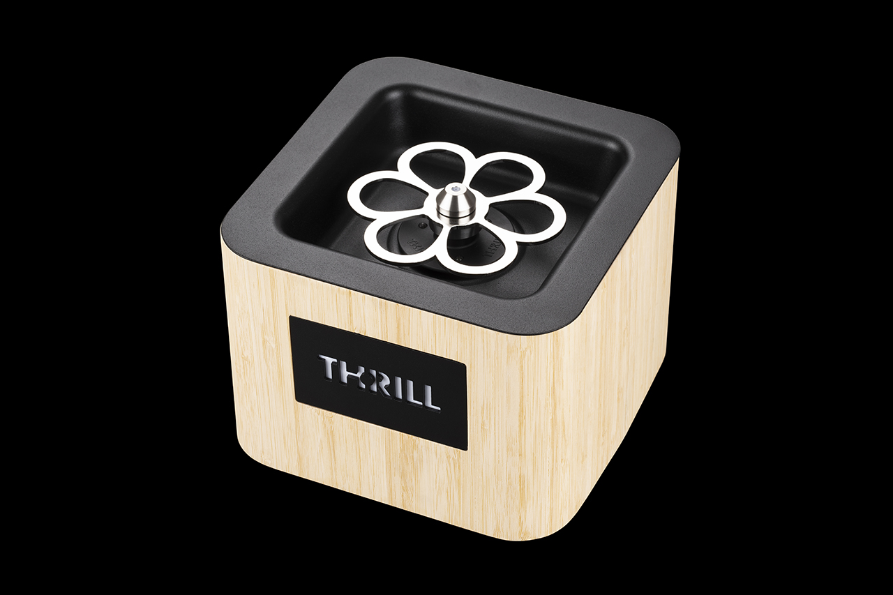 THRILL CUBE