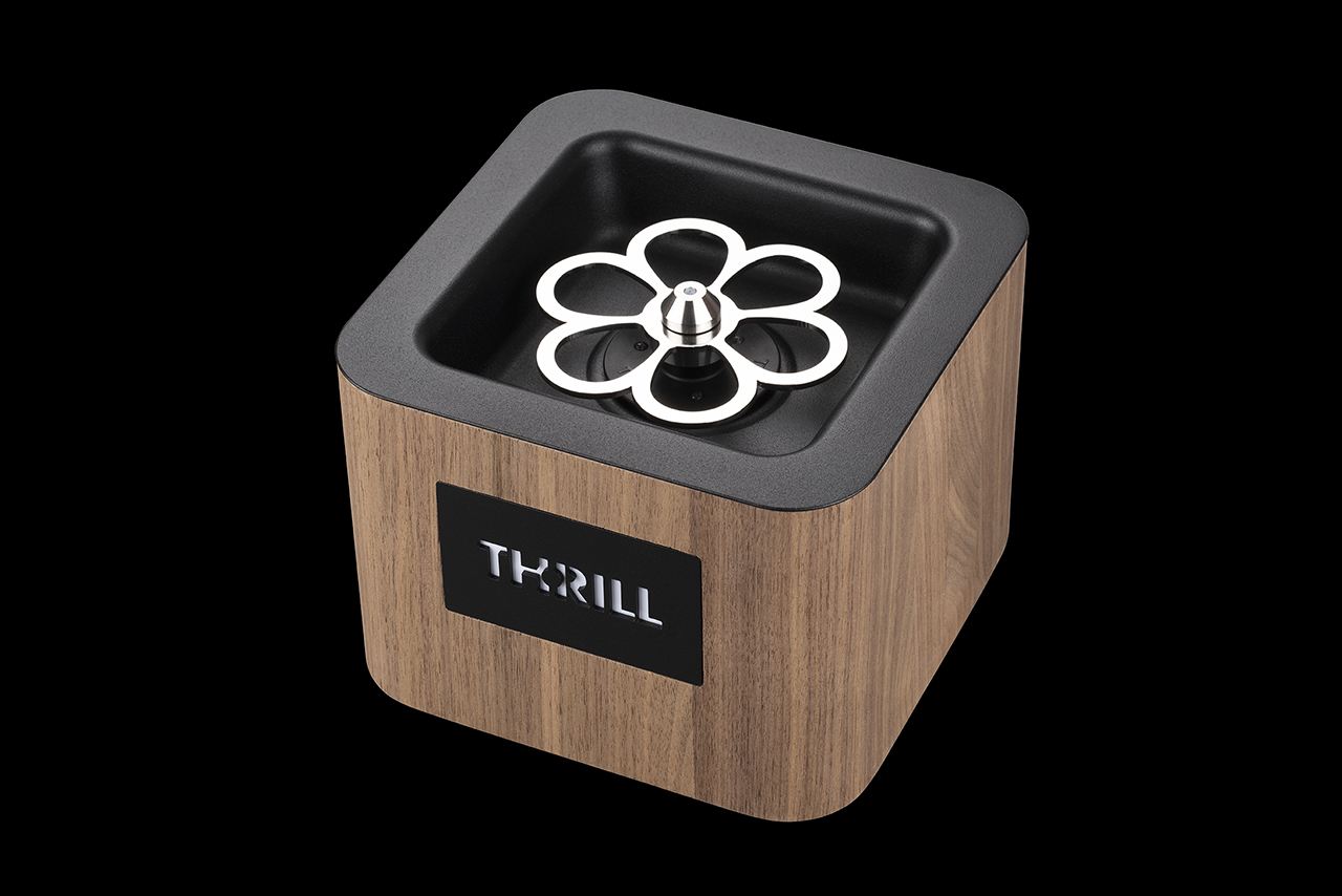 THRILL CUBE